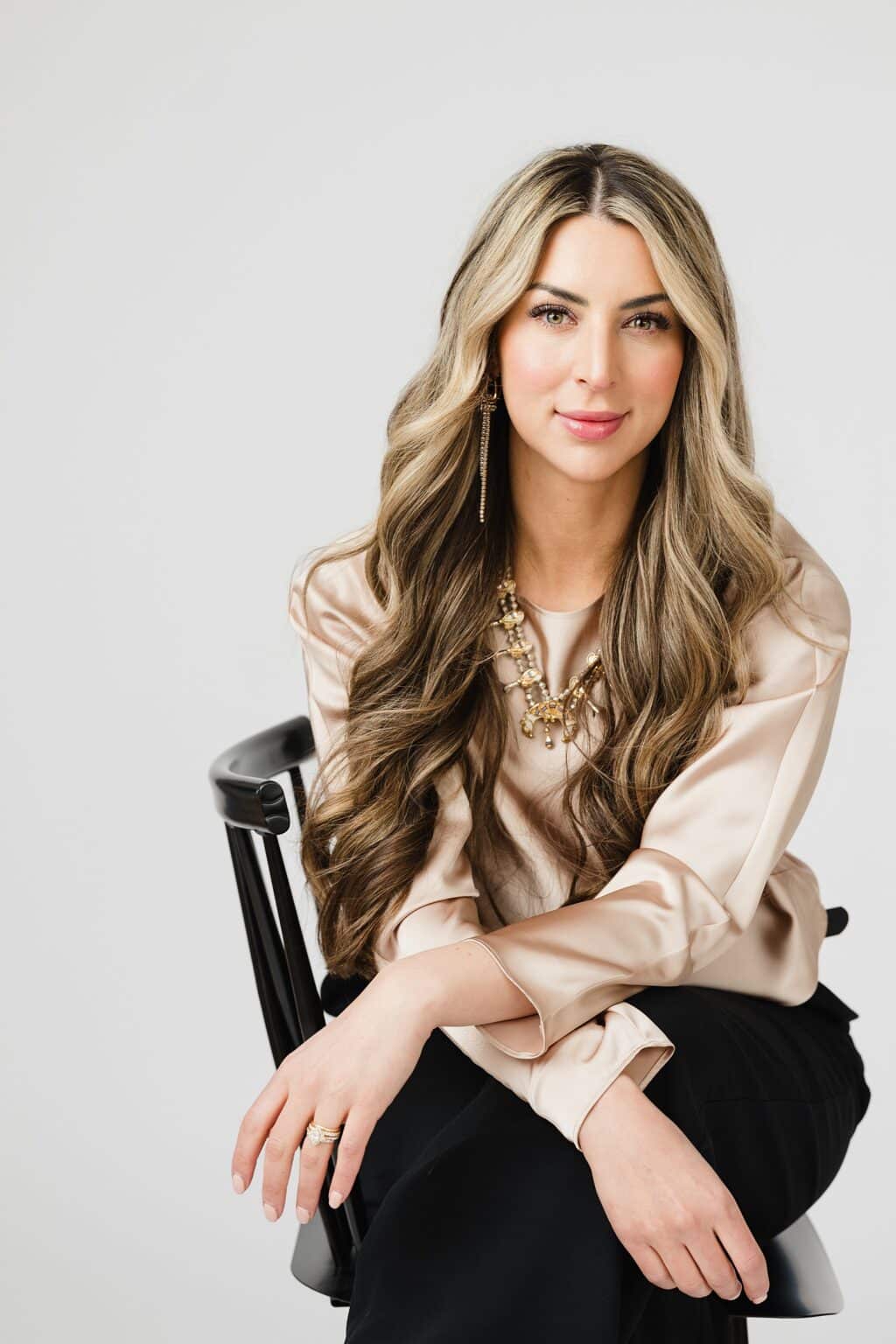 Headshots: The What to Wear Guide | Janelle Rose Photography